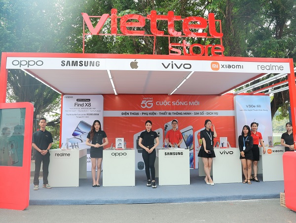 Gian hàng Viettel Store xuất hiện trong Đại nhạc hội Viettel Y-Fest ...