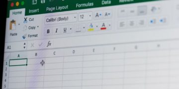Hướng dẫn chi tiết cách tắt Research trong Excel hiệu quả